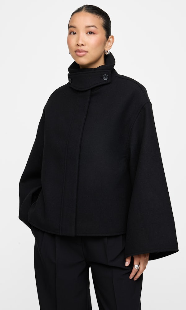 Svart Tia kappa | Dam | Bik Bok