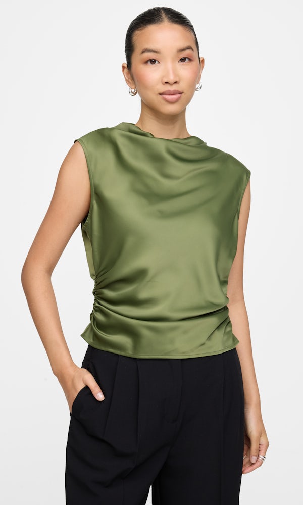 Grön Skyline satin topp | Dam | Bik Bok